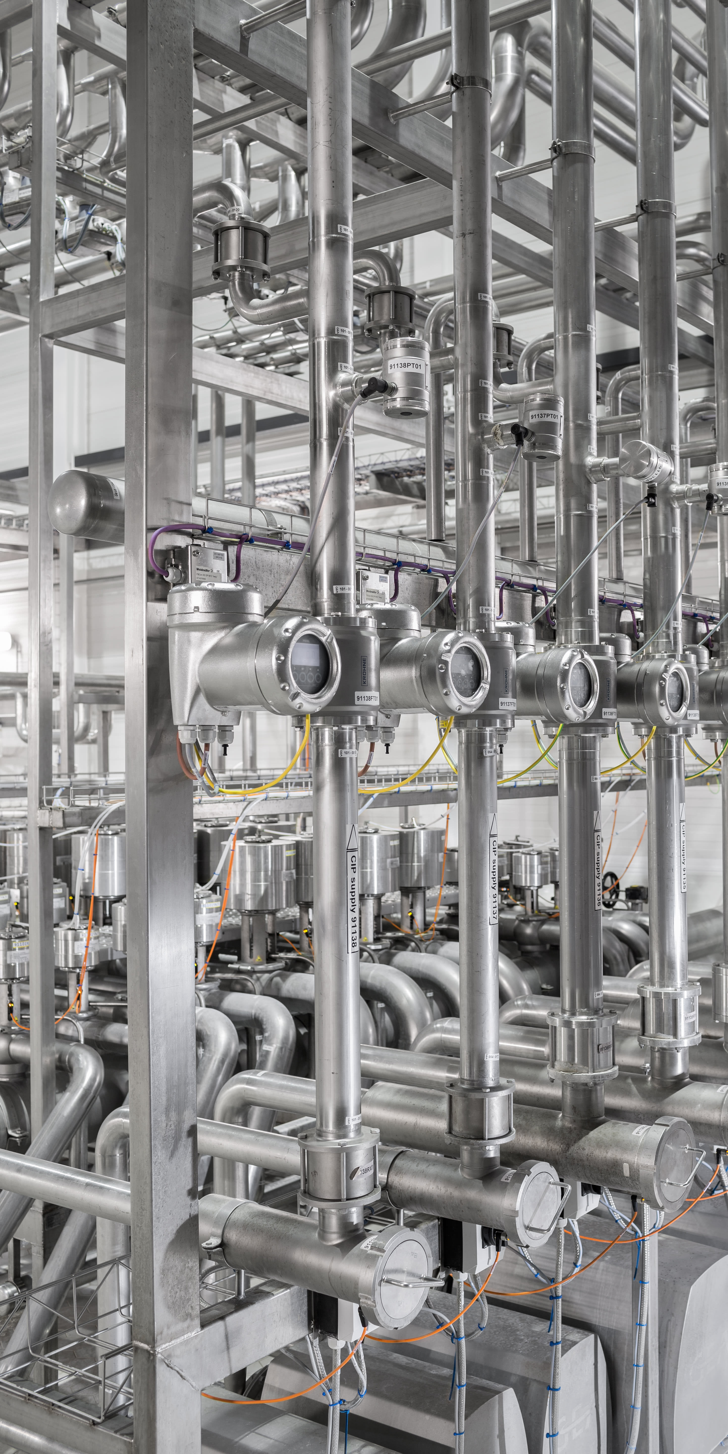 Equipping a cheese dairy with flow, level and analysis instruments ...