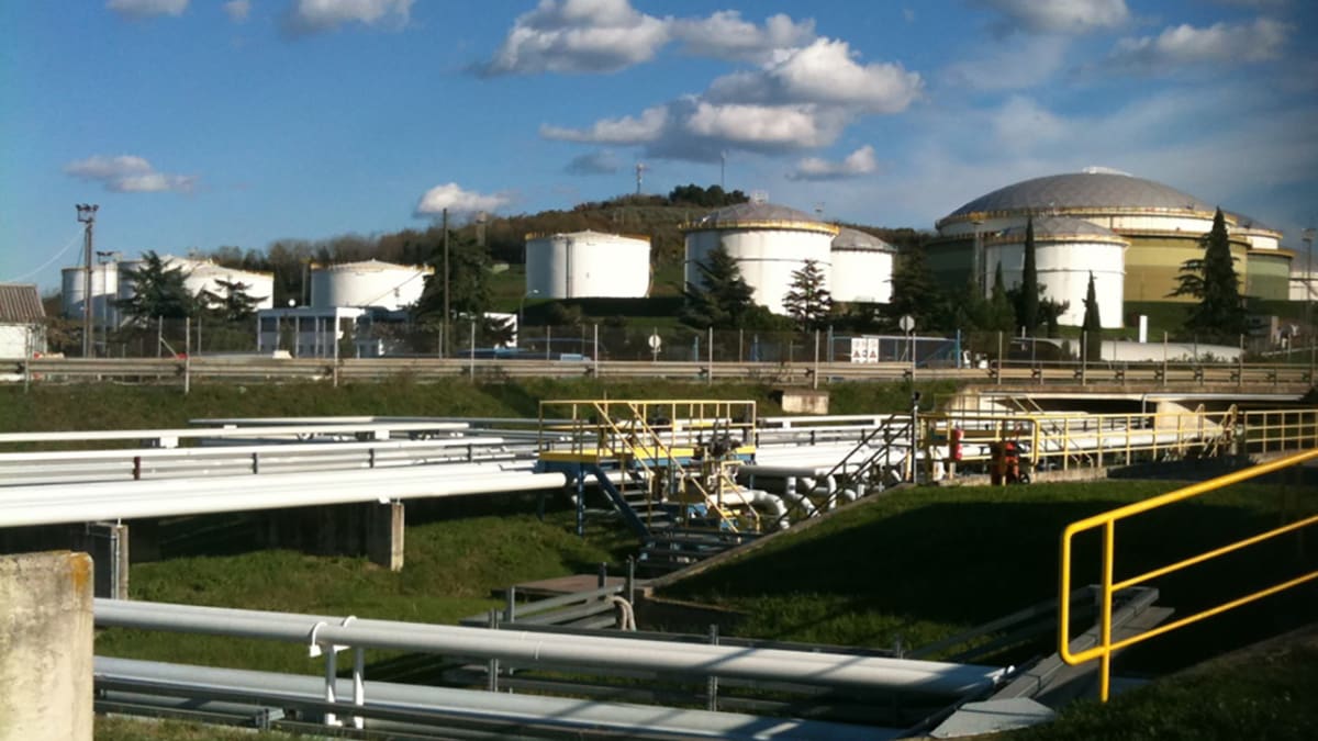 Interface measurement on a crude oil separator Krohne Applications ...