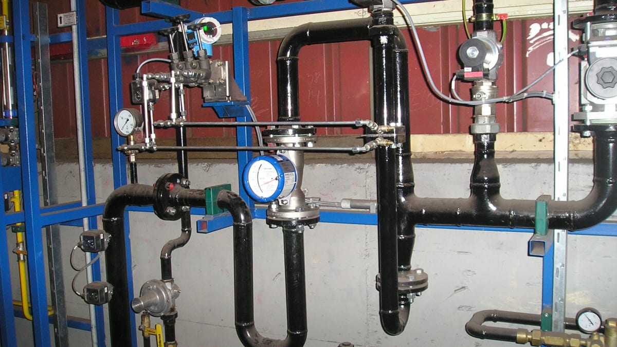 Variable area flow measurement for dosing protective gas in industrial ...