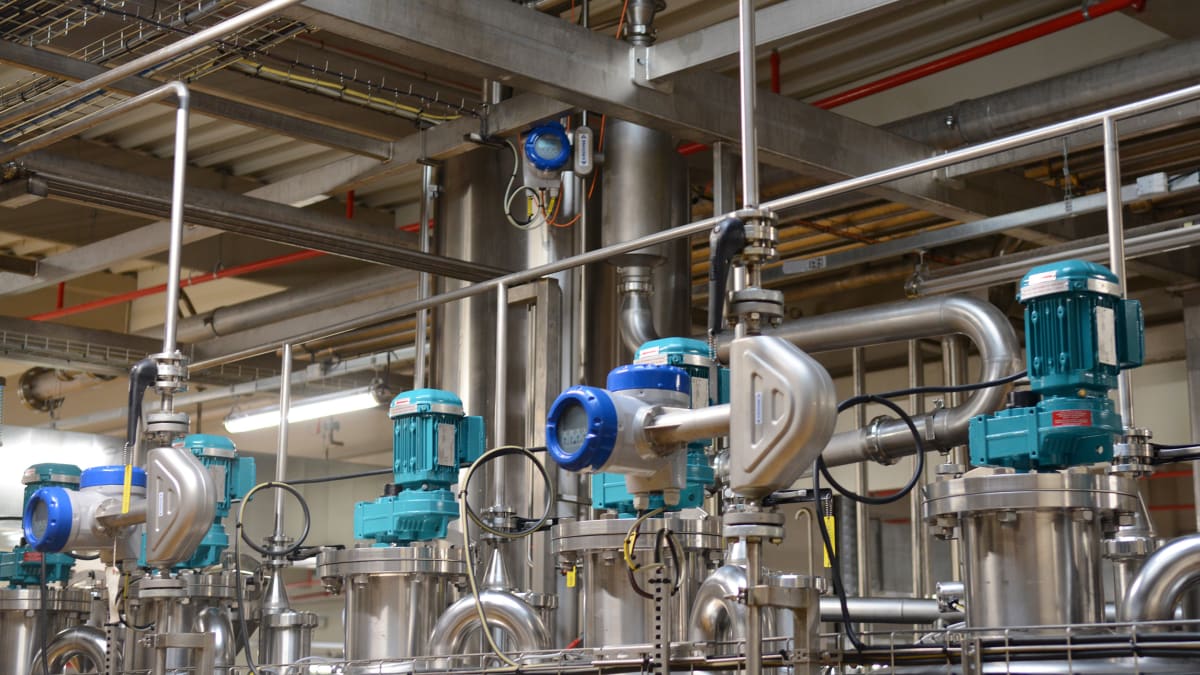 Equipping a mixing facility for edible oil with measurement technology ...