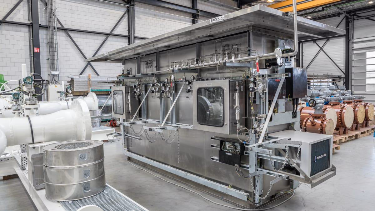 Analyser houses and shelters Sampling and analyser systems | KROHNE Group