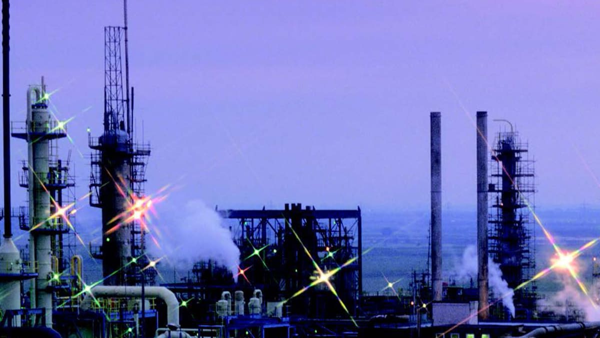 Monitoring the flow of reference gas during oxygen analysis of vinyl ...