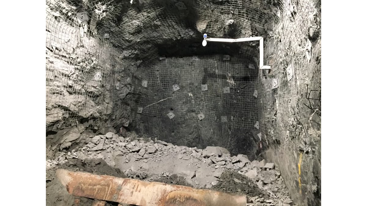 Level measurement of ROM ore in the ore pass of a gold mine | KROHNE Group